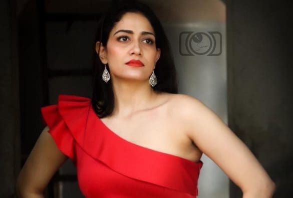 Actress Komal Sharma Photos - Tamilstar