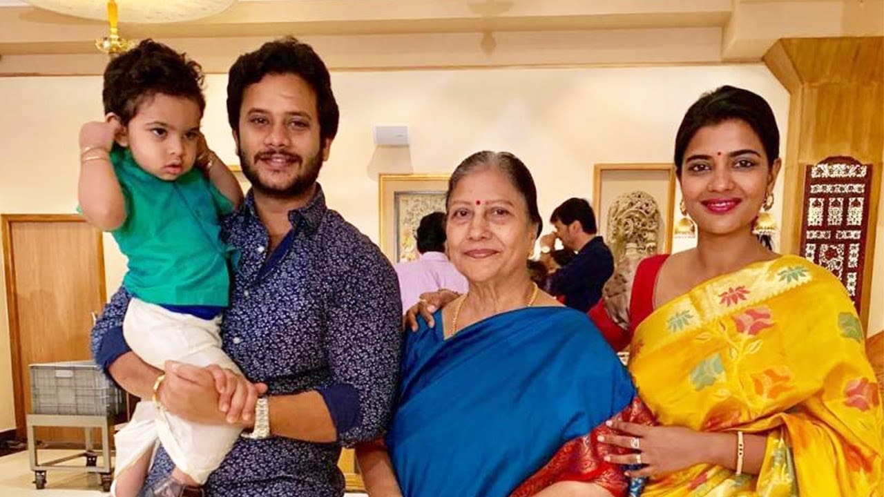 நடிகை ஐஸ்வர்யா ராஜேஷின் அண்ணியும் நடிகை தானா! குடும்ப புகைப்படத்துடன் ...