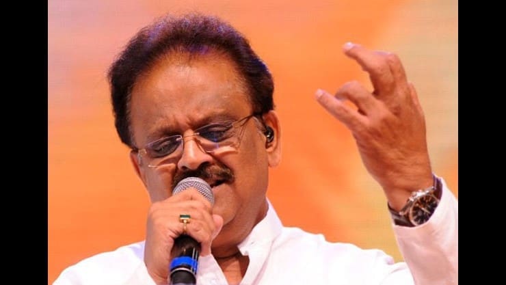 பாடகர் எஸ்.பி.பாலசுப்பிரமணியம் உடல்நிலையில் முன்னேற்றம். | Tamilstar