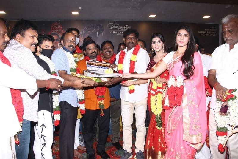 Pambattam Movie Pooja Stills | Tamilstar
