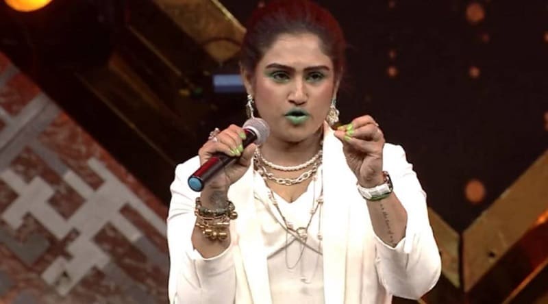 புருஷன் யாருனு கேட்கிறாங்க... வனிதா வருத்தம் | Tamilstar