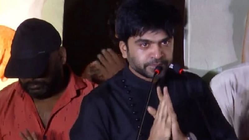 பிரச்சனையை நான் பார்த்துக்குறேன்... என்னை நீங்க பார்த்துக்கோங்க ...