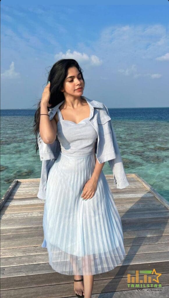 Actress Divya Bharathi Latest Photos | Tamilstar