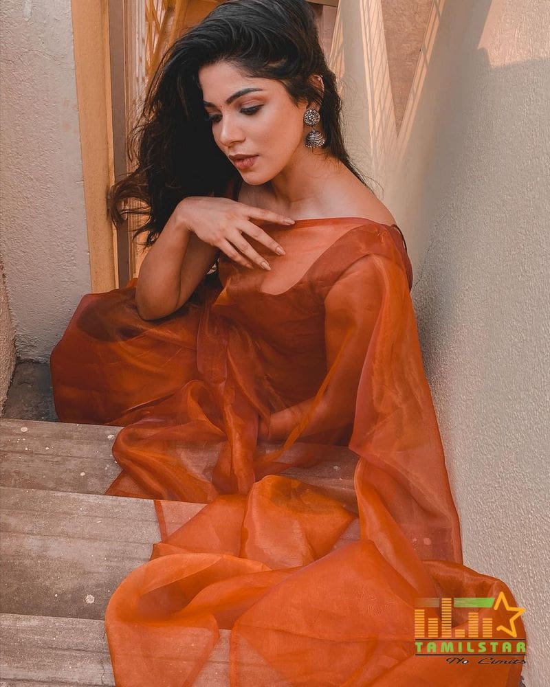 Actress Divya Bharathi Latest Photos - Tamilstar