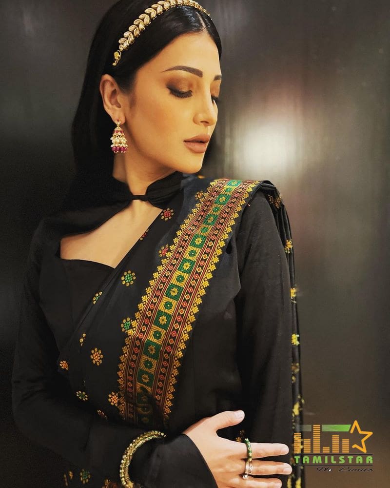 Actress Shruthi Haasan Latest Photos | Tamilstar