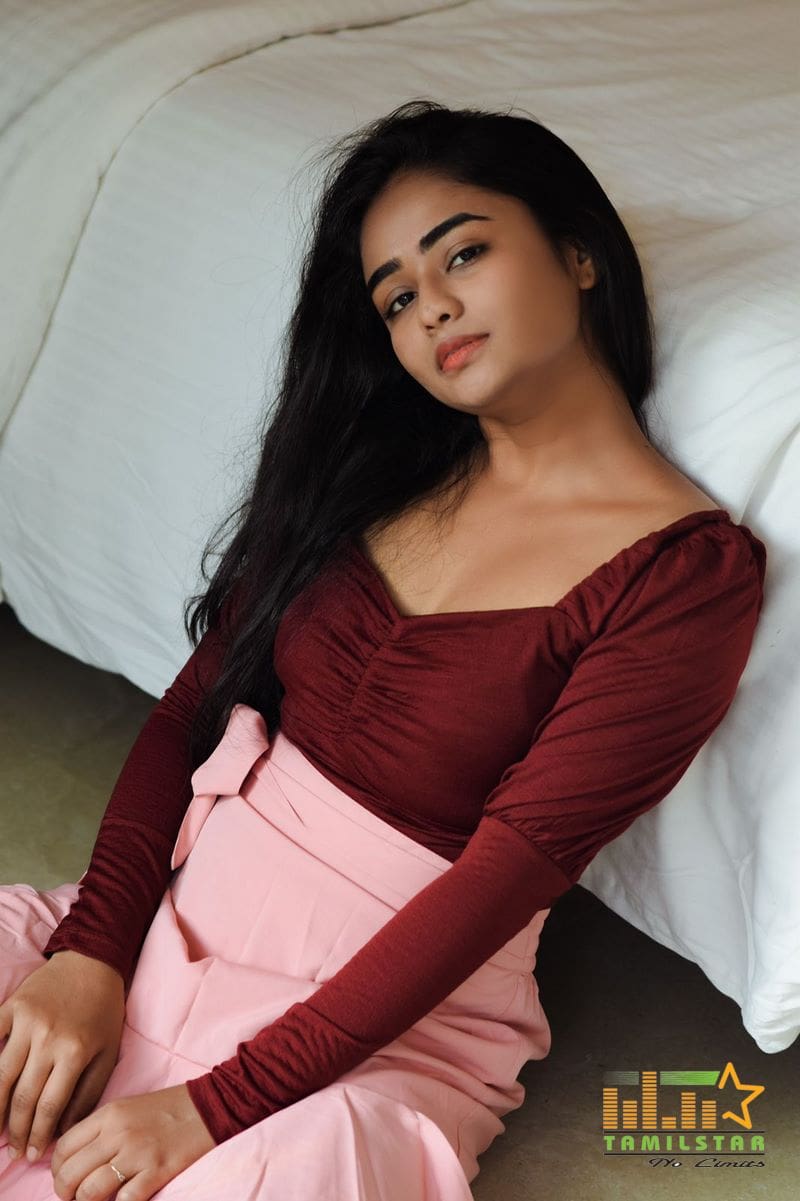 Actress Sharnita Ravi Latest Photos | Tamilstar