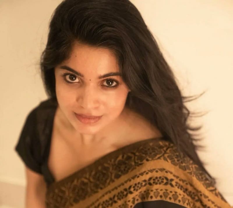 Actress Divya Bharathi Latest Photos | Tamilstar
