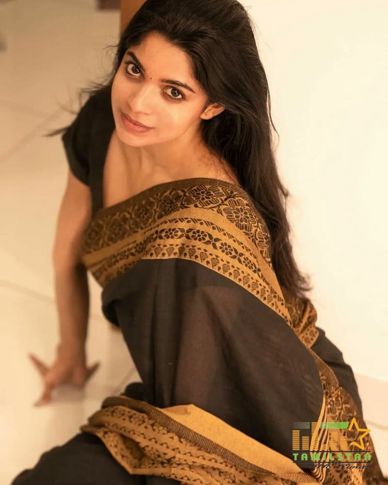 Actress Divya Bharathi Latest Photos | Tamilstar