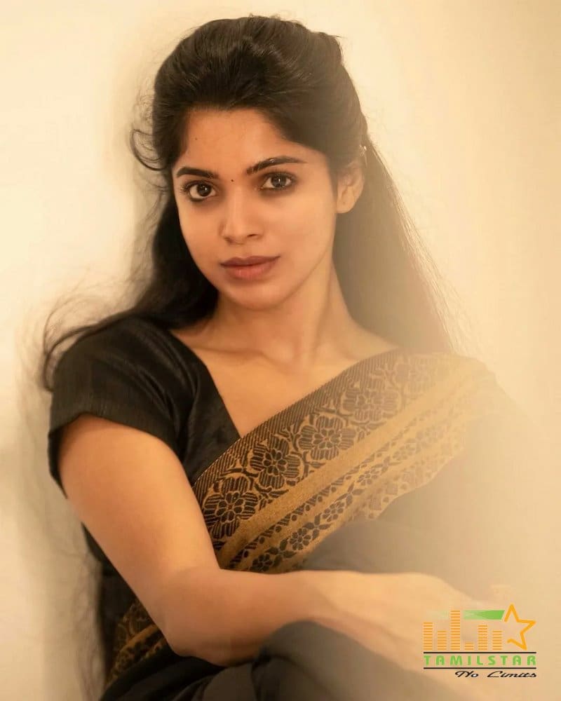 Actress Divya Bharathi Latest Photos - Tamilstar