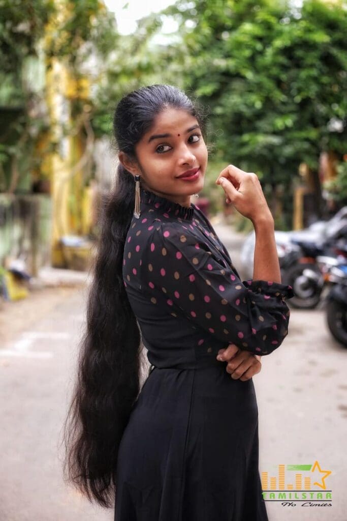 Actress Sheela Rajkumar Latest Photos - Tamilstar