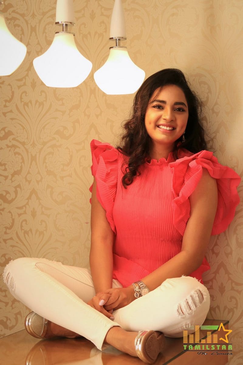 Actress Srushti Dange Latest Photos - Tamilstar