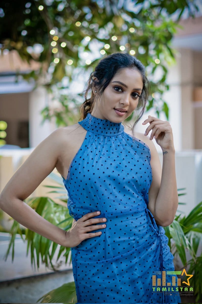 Actress Smruthi Venkat Latest Photos - Tamilstar