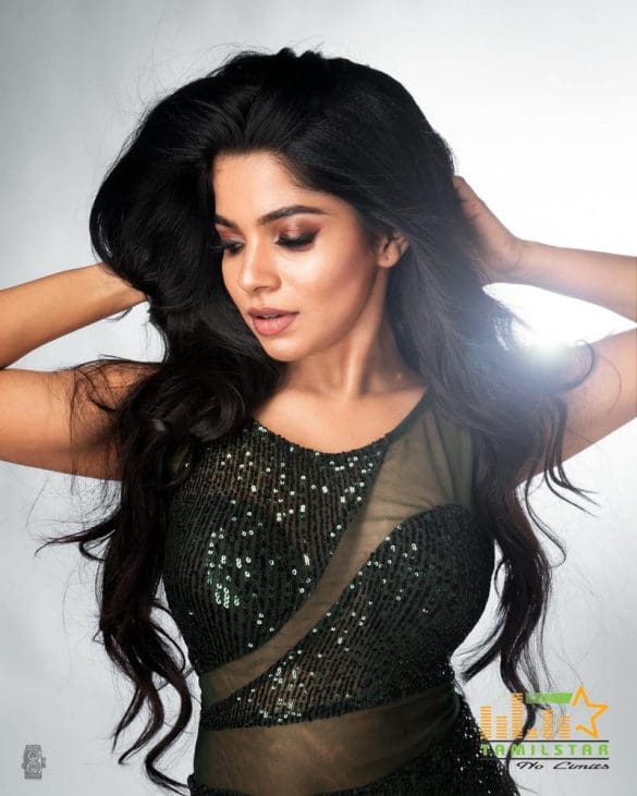 Actress Divya Bharathi Latest Photos - Tamilstar