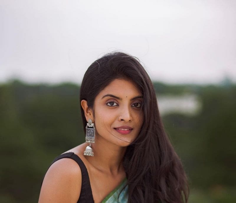 Actress Nivedhitha Sathish Latest Photos | Tamilstar