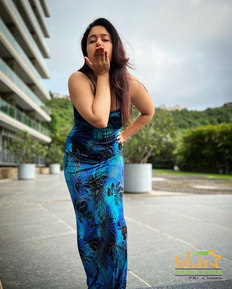 Actress Poonam Bajwa Latest Photos - Tamilstar