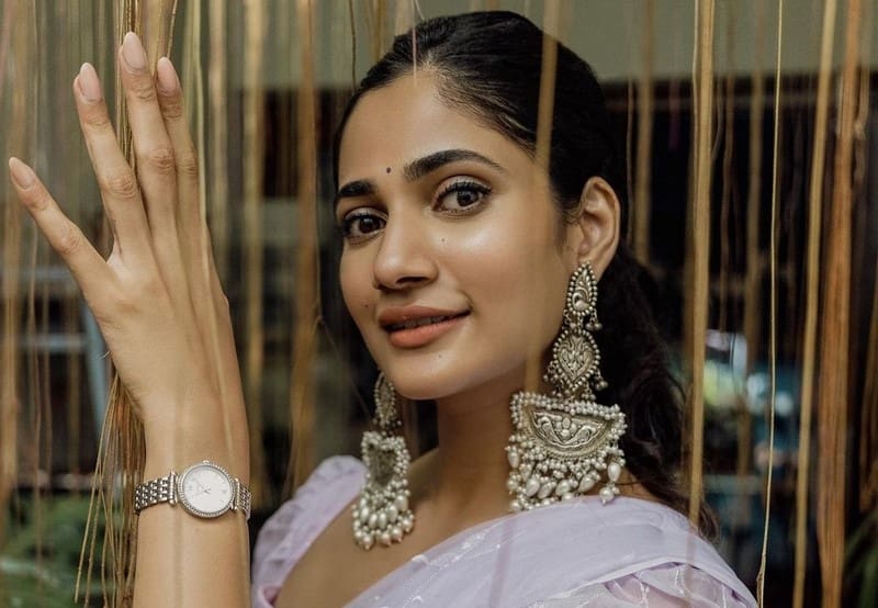 Actress Losliya Mariyanesan Latest Photos | Tamilstar