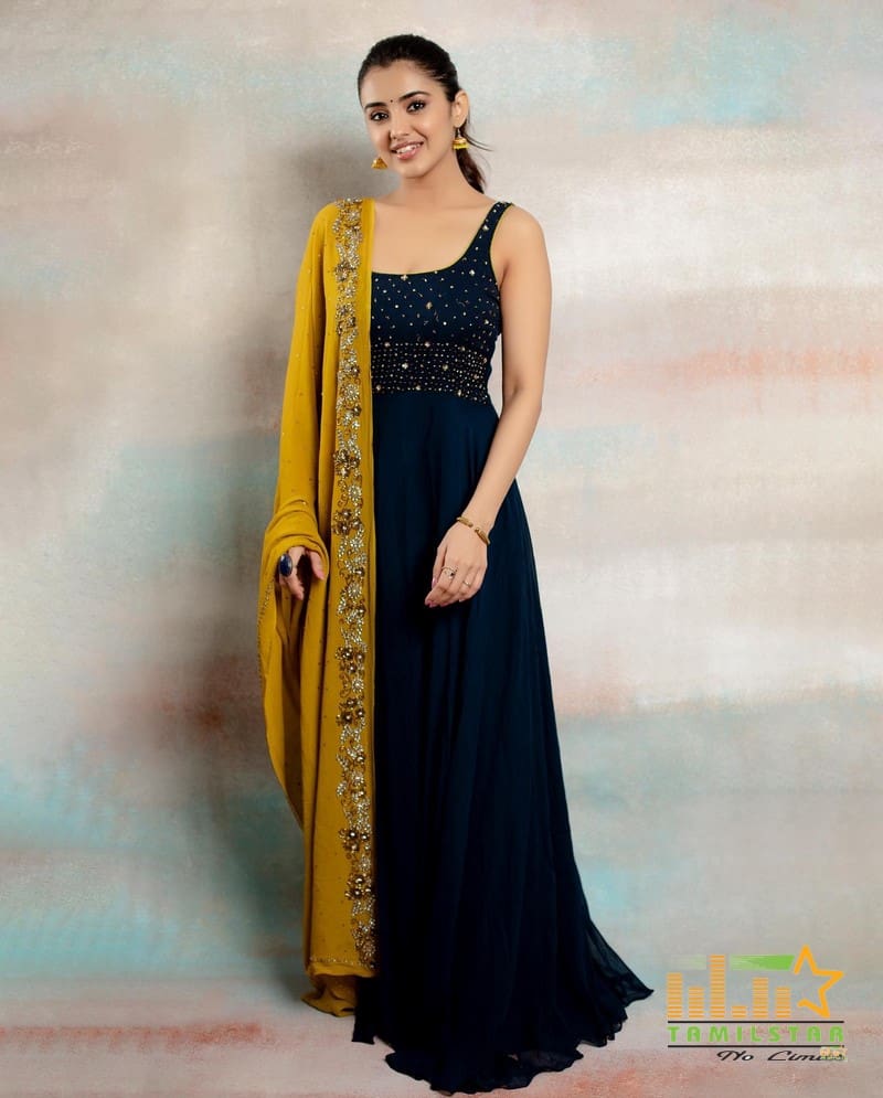 Actress Malvika sharma Latest Photos | Tamilstar