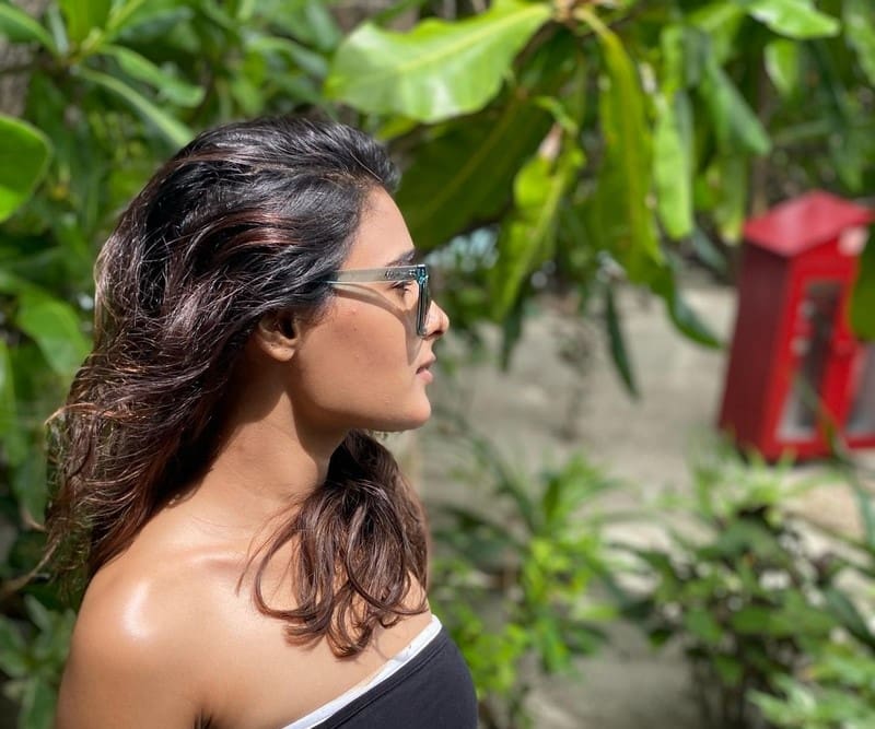 Actress Shalini Pandey Latest Photos | Tamilstar