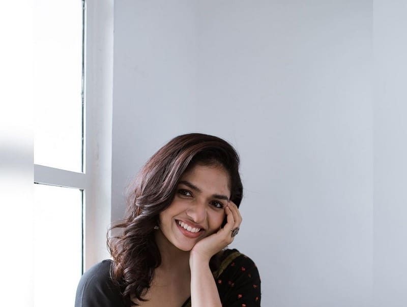 Actress Sunaina Latest Photos | Tamilstar