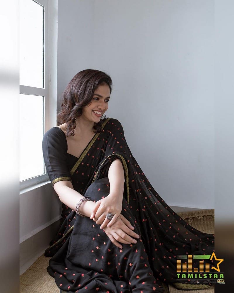 Actress Sunaina Latest Photos - Tamilstar