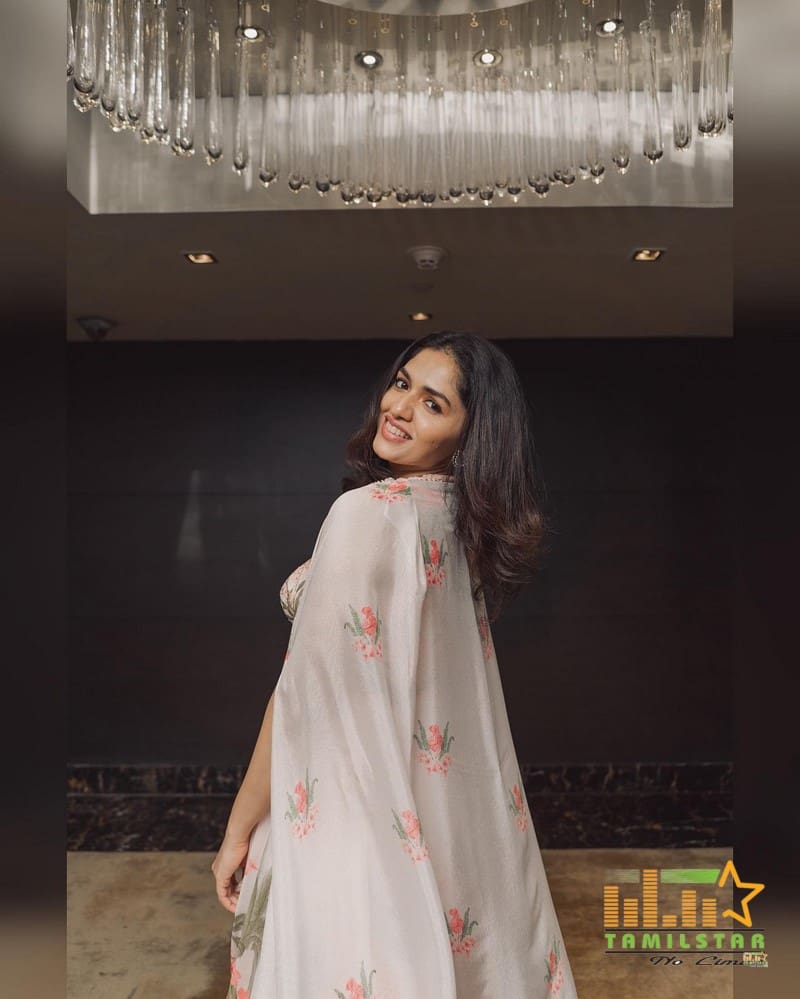 Actress Sunainaa Latest Photos - Tamilstar