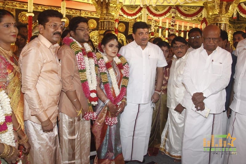 Dr Saravanan Son Wedding Reception Stills - Tamilstar