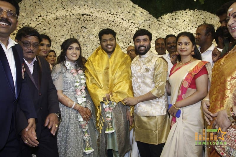 Dr Saravanan Son Wedding Reception Stills | Tamilstar