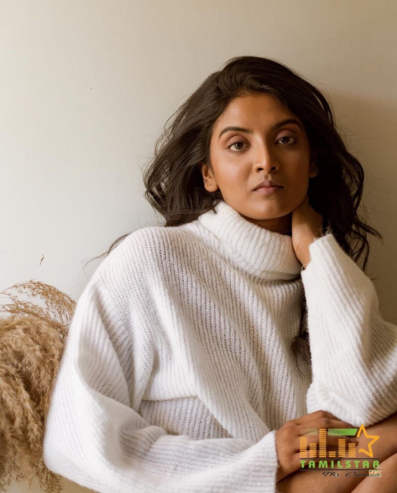 Actress Nivedhitha Sathish Latest Photos - Tamilstar