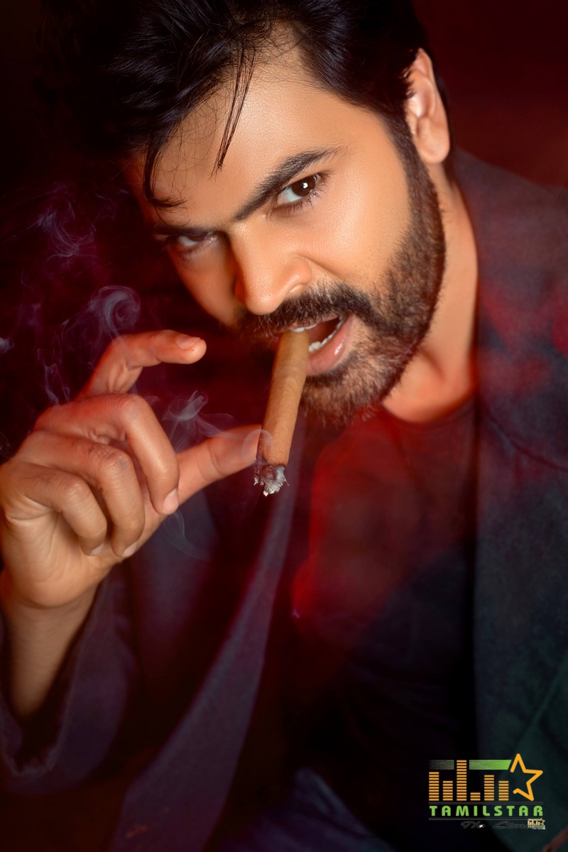 Actor Ganesh Venkatram Stills - Tamilstar