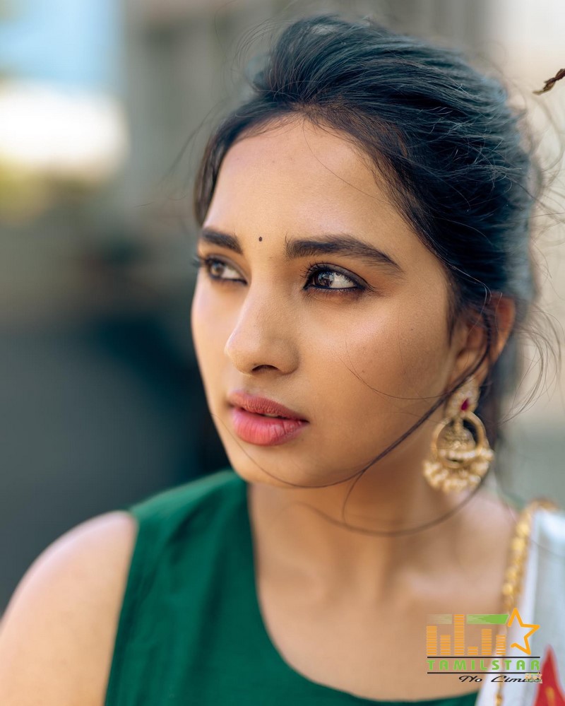 Actress Srushti Dange Latest Photos - Tamilstar