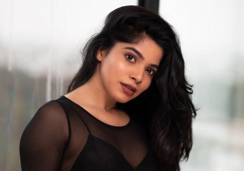 Actress Divya Bharathi Latest Photos | Tamilstar