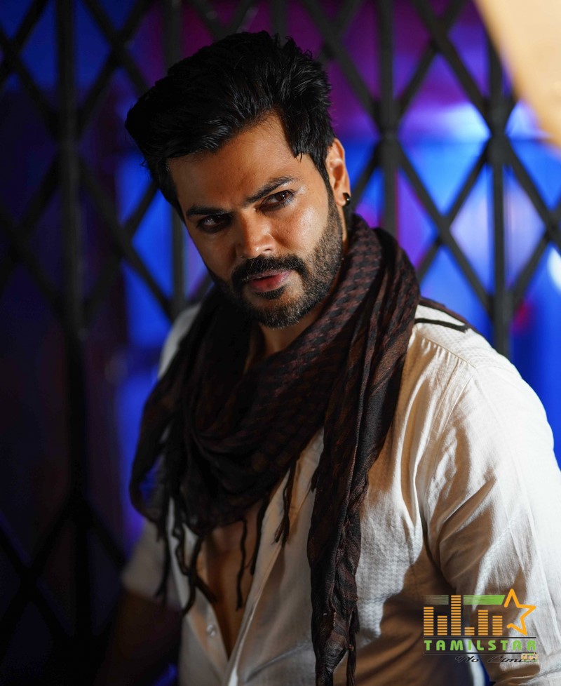 Actor Ganesh Venkatram Stills - Tamilstar