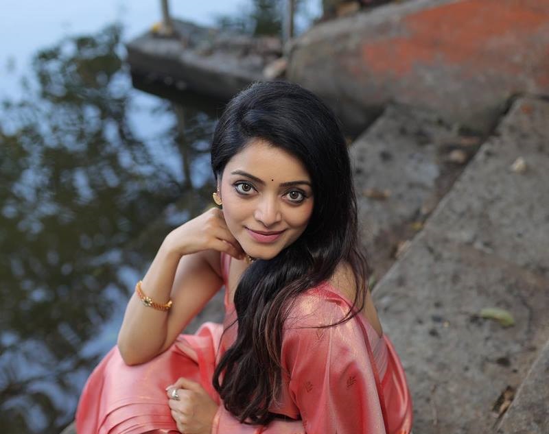 Actress Janani Latest Photos - Tamilstar