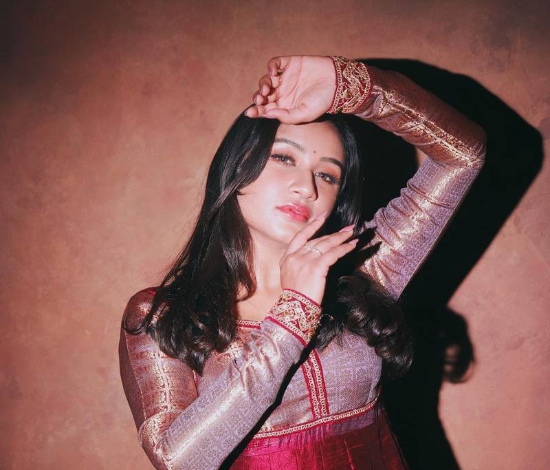 Actress Raveena Daha Latest Photos | Tamilstar