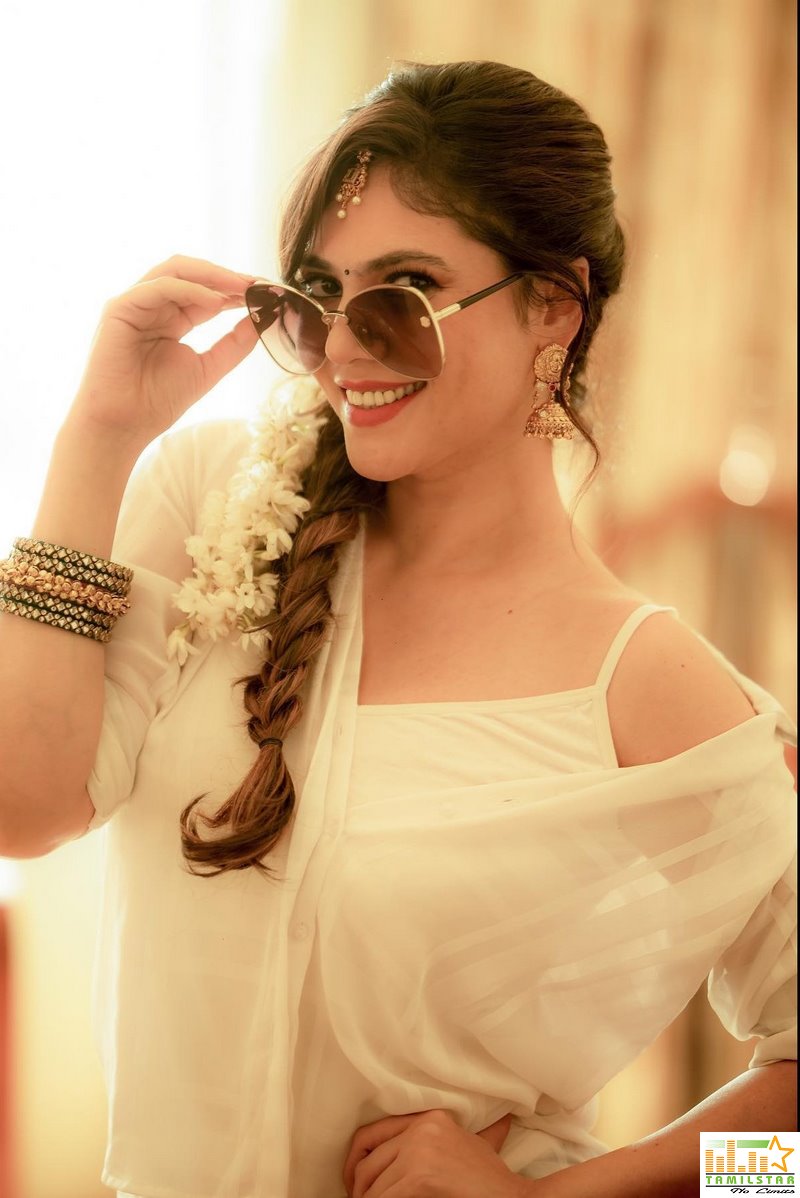 Actress Sherin Latest Photos - Tamilstar