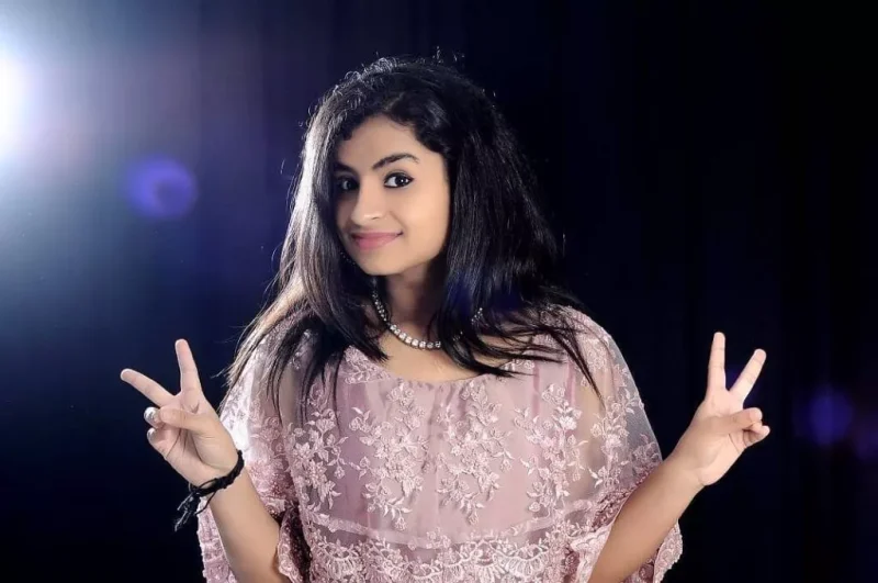 குக் வித் கோமாளி ஷிவாங்கியின் +2 மார்க் இவ்வளவா? வைரலாகும் தகவல் ...