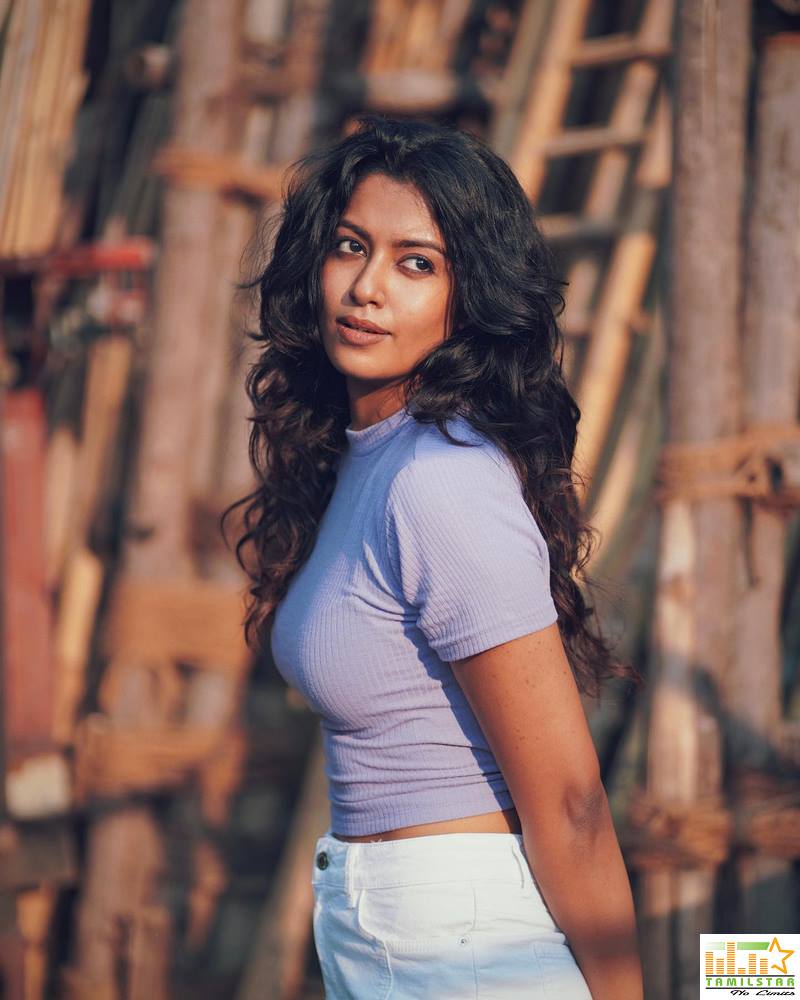 Actress Roshini Latest Photos - Tamilstar