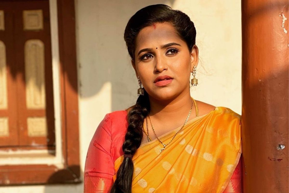செம ஸ்டைலிஷ் போஸ்.. இணையத்தை கலக்கும் விஜே ஜாக்குலின் | Tamilstar