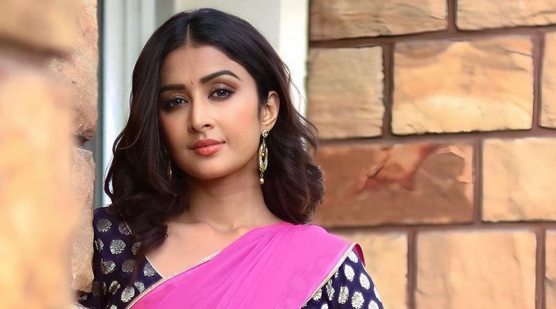 Actress Farnaz Latest Photos | Tamilstar