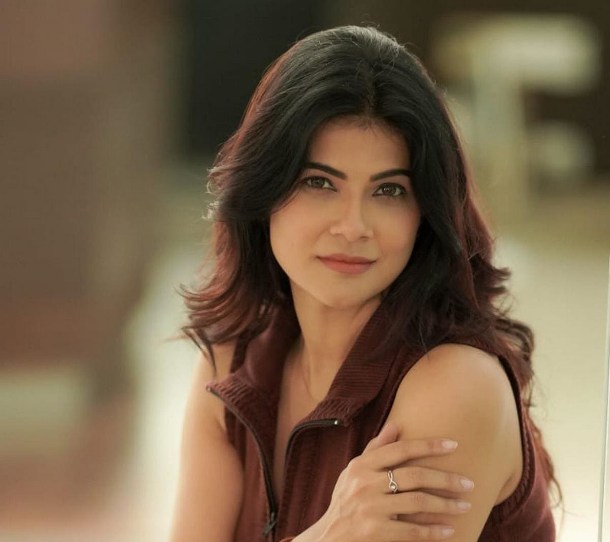 Actress Manisha Jashnani Latest Photo Shoot | Tamilstar