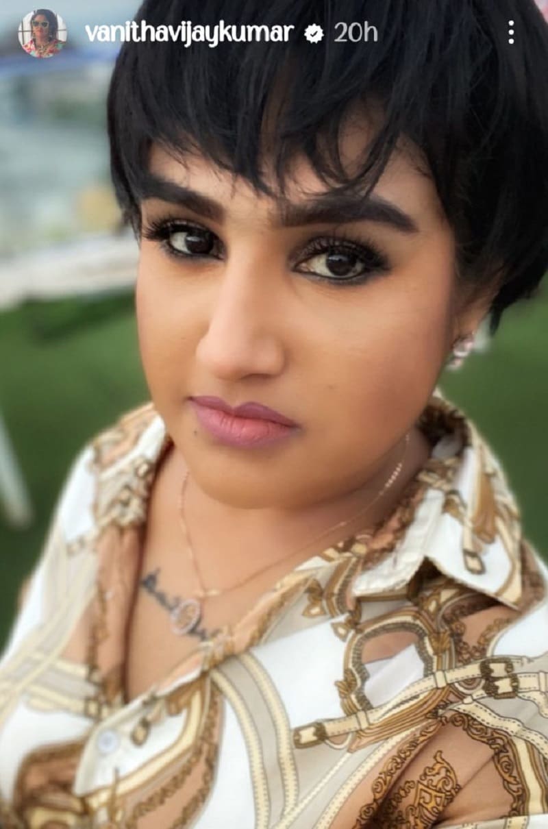 நியூ ஹேர் ஸ்டைலில் வனிதா, இணையத்தை கலக்கும் புகைப்படம் | Tamilstar