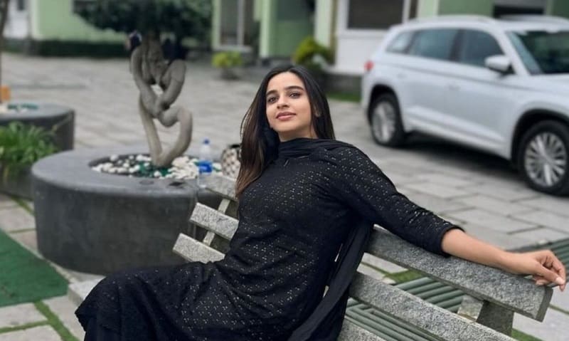 Actress DivyaGanesan Latest Photos | Tamilstar