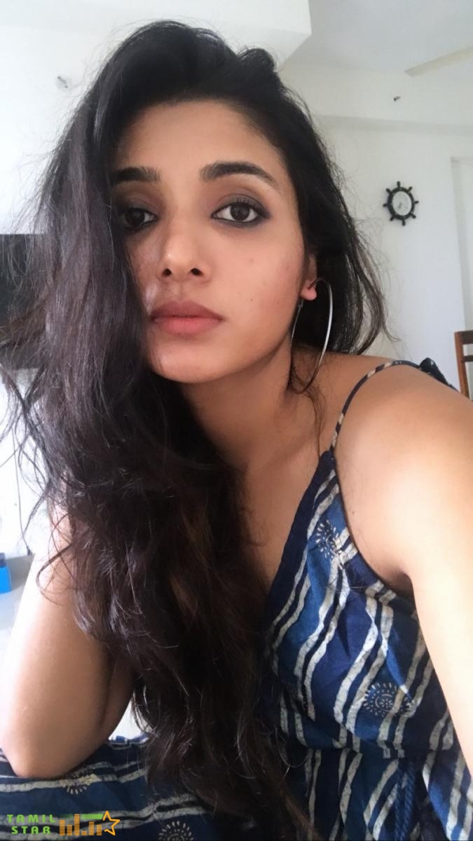 Actress Mirna Menon Photos | Tamilstar